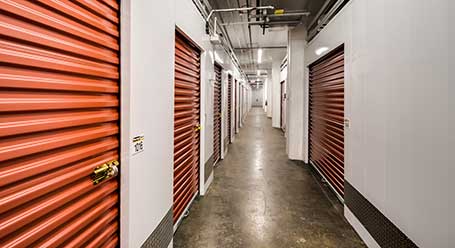 Self Storage Units in River Market KCMO | StorageMart