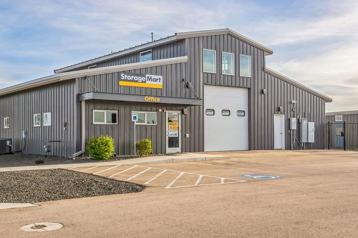 Secure Car and Vehicle Storage in Boise, ID | StorageMart