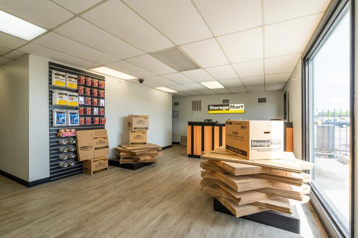 Self Storage in Middle River on Eastern Blvd | StorageMart