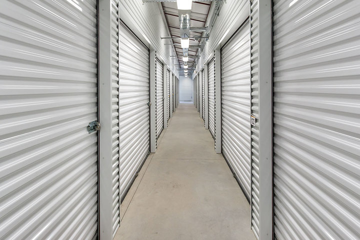 Clean & Secure Self Storage Units in San Antonio, TX | StorageMart